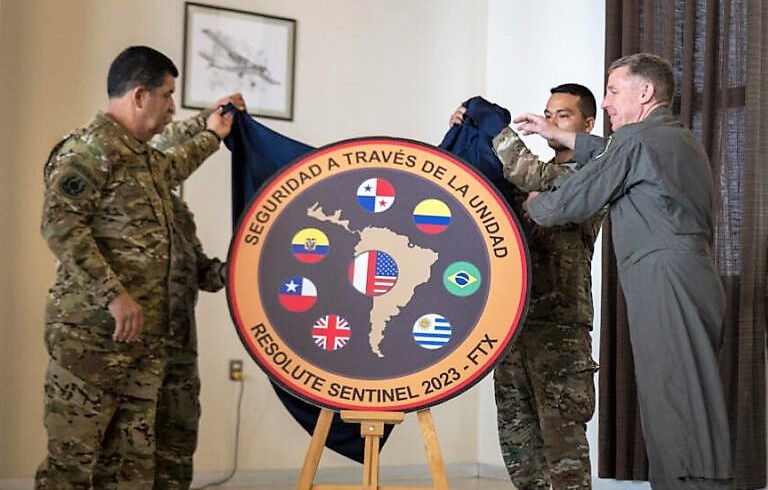 Con presencia inglesa y sin Argentina, Perú inició el ejercicio militar ...