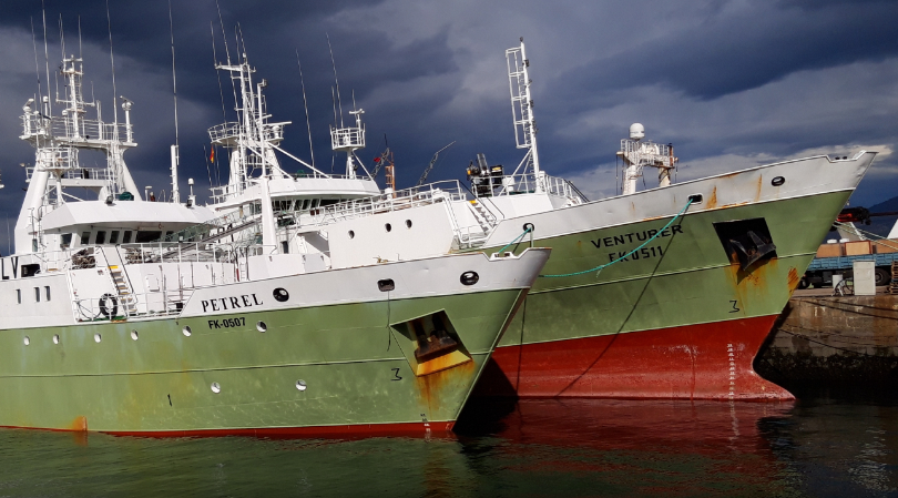 LACALLE COMPADRE: el puerto de Uruguay registra nuevo movimiento de buques pesqueros que operan ...