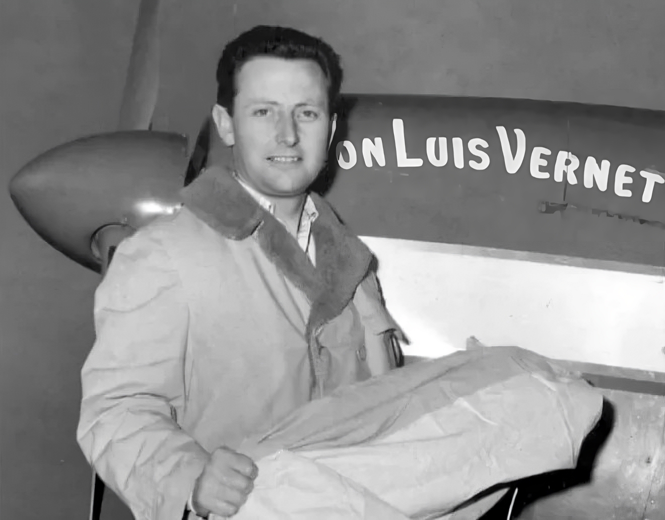 Fitzgerald; el argentino que hace 60 años voló solo a Malvinas, plantó ...