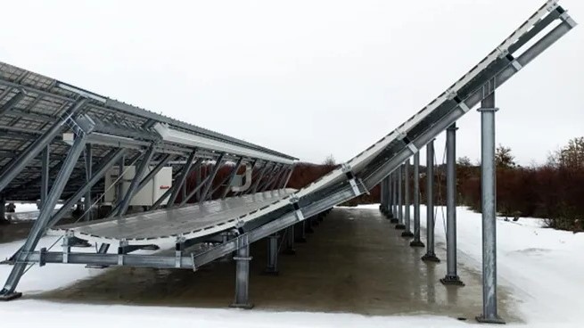 Clarín dice que Milei habilitará el radar de LeoLabs por juzgar que ni ...