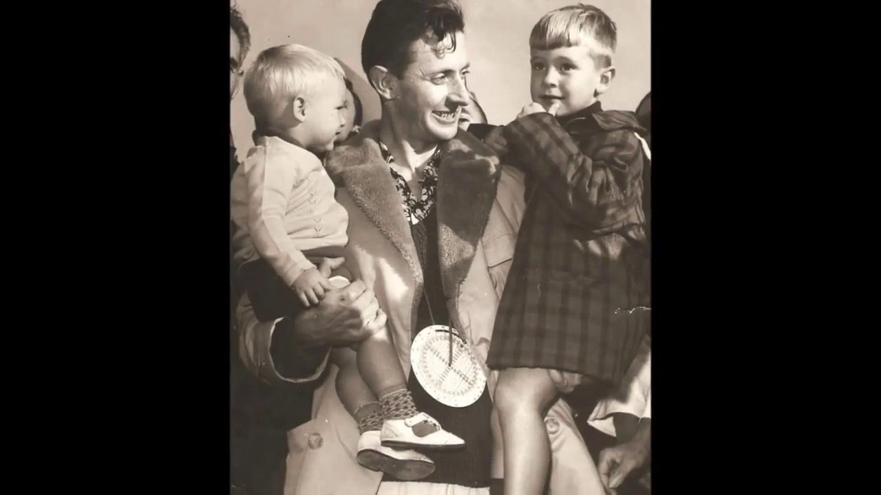 El 8 de septiembre de 1964 Miguel Fitzgerald aterrizaba en Malvinas ...