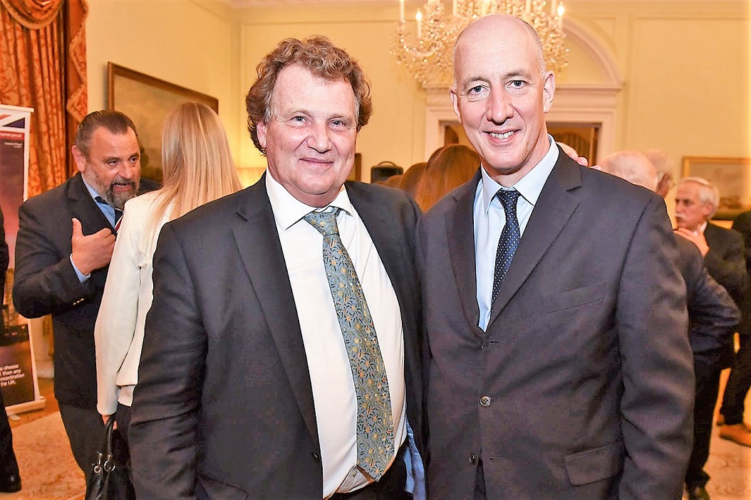 Saludo Navideño: Mark Kent elogió al embajador argentino en Londres de ...